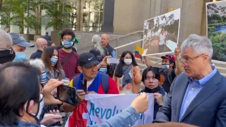 50 organizations call on Biden to pardon human rights lawyer Steven ...